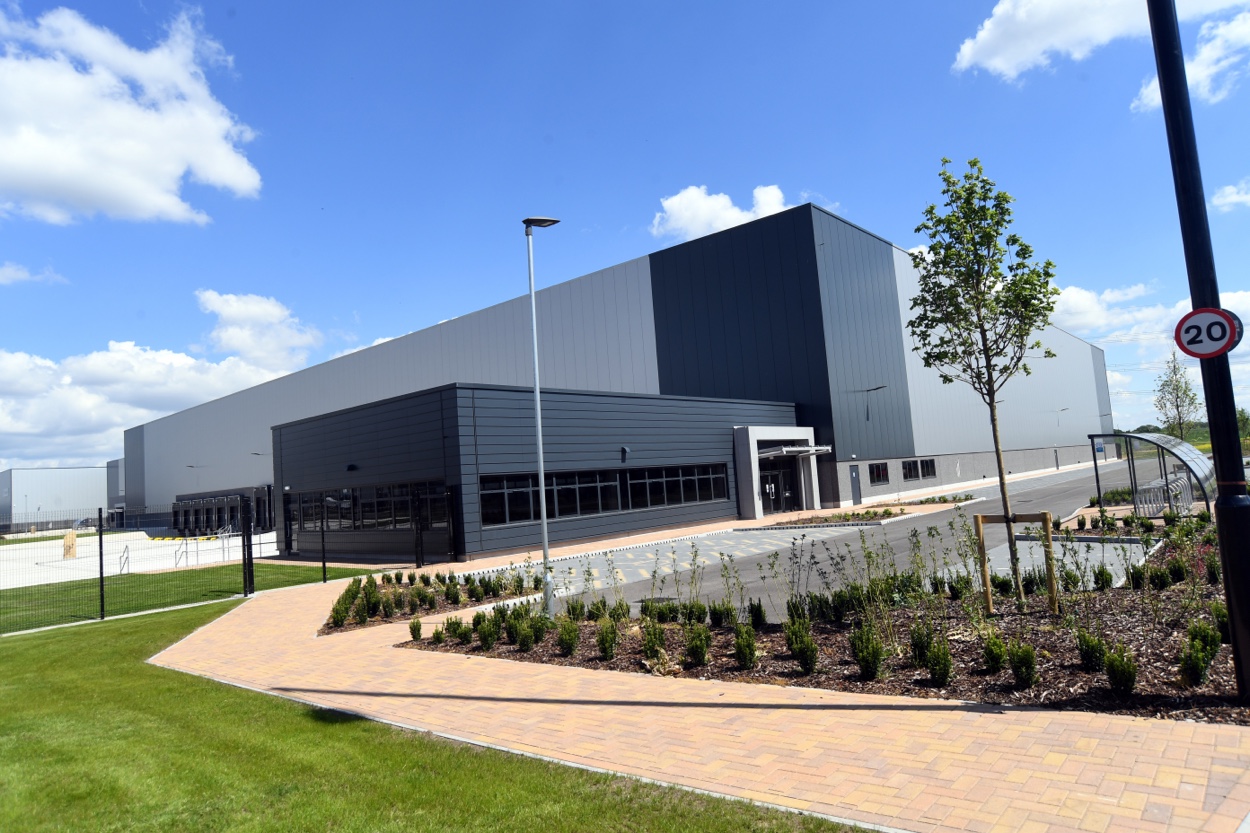 Distribution-Facility-iPort-Doncaster.jpg